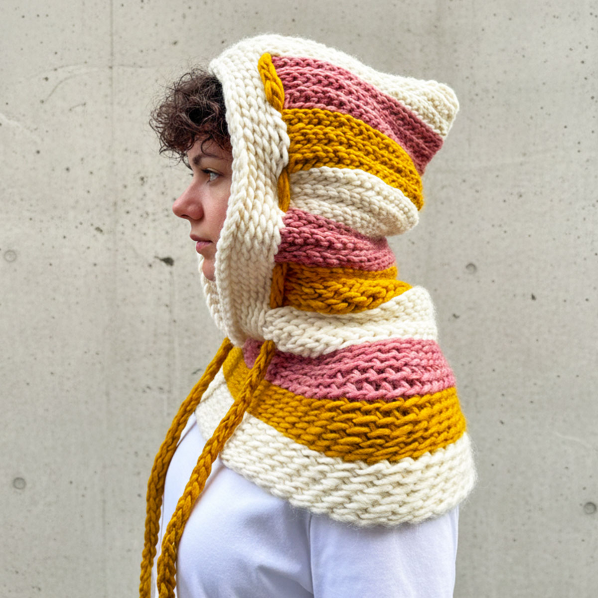 Hooded Cowl Crochet Pattern – Hooks & Needles
